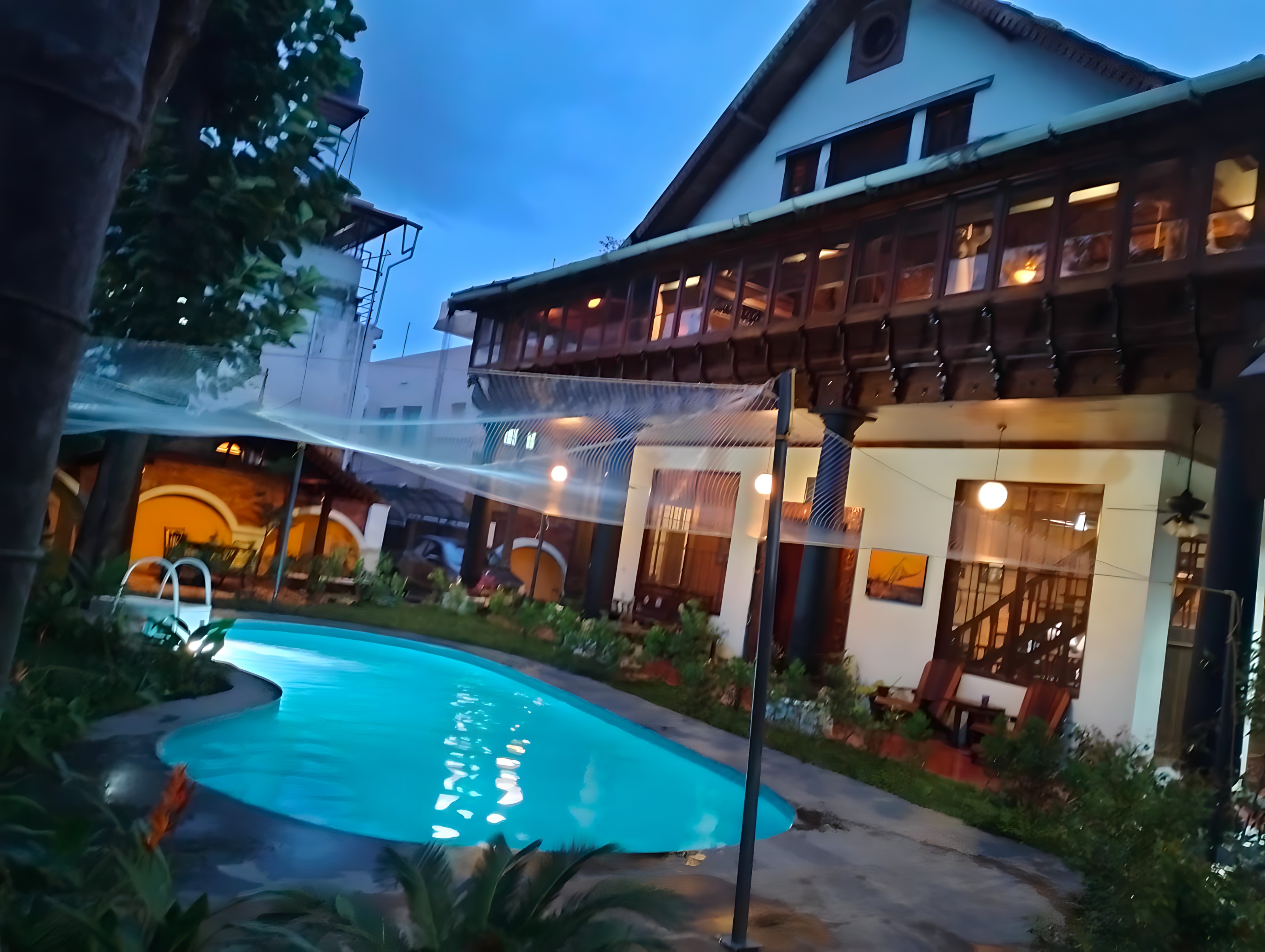 Private Villa with Pool in Kochi | Luxury Homestay - Marigold Villa